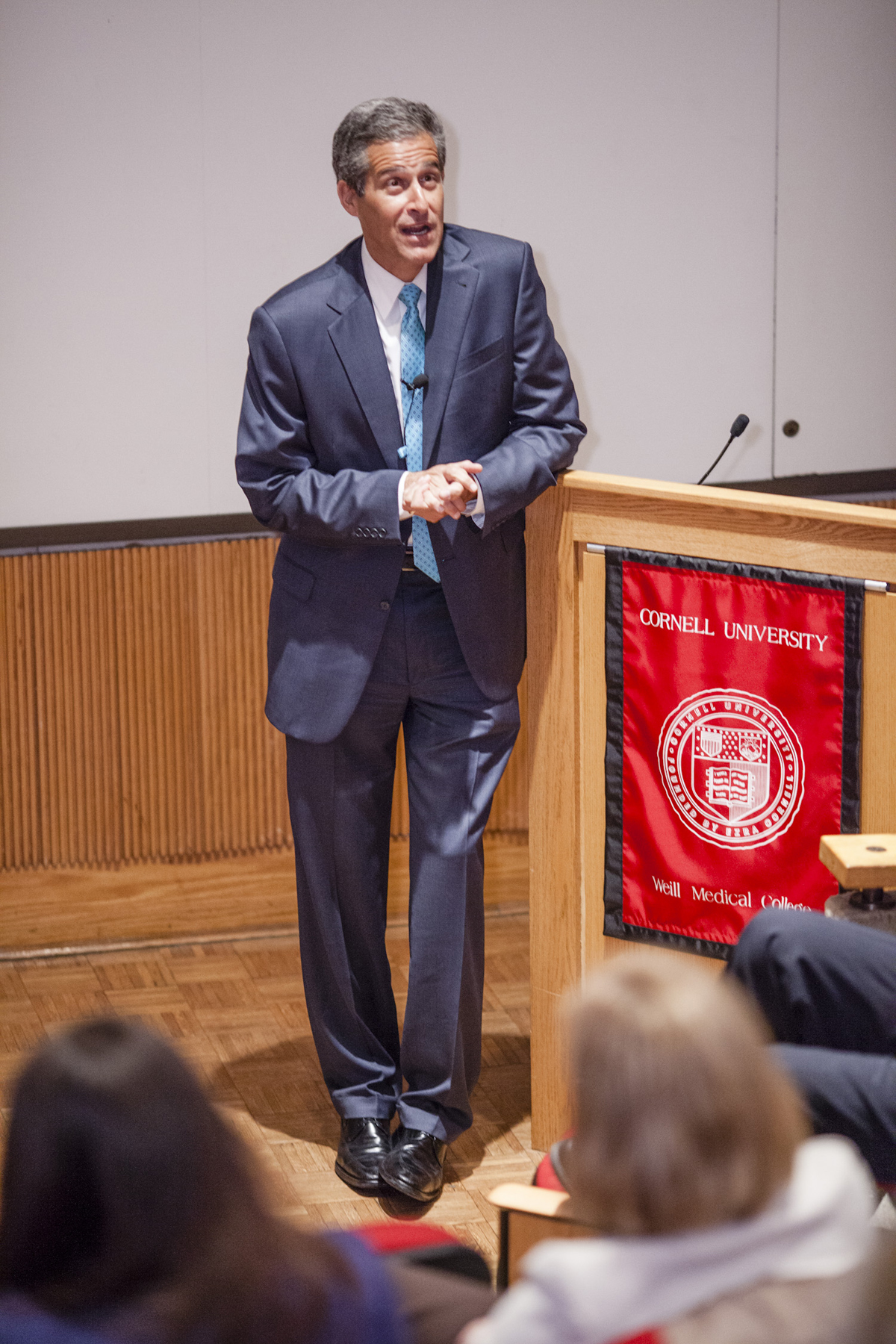 ABC News' Richard Besser Emphasizes Plainspoken Communication in Health ...